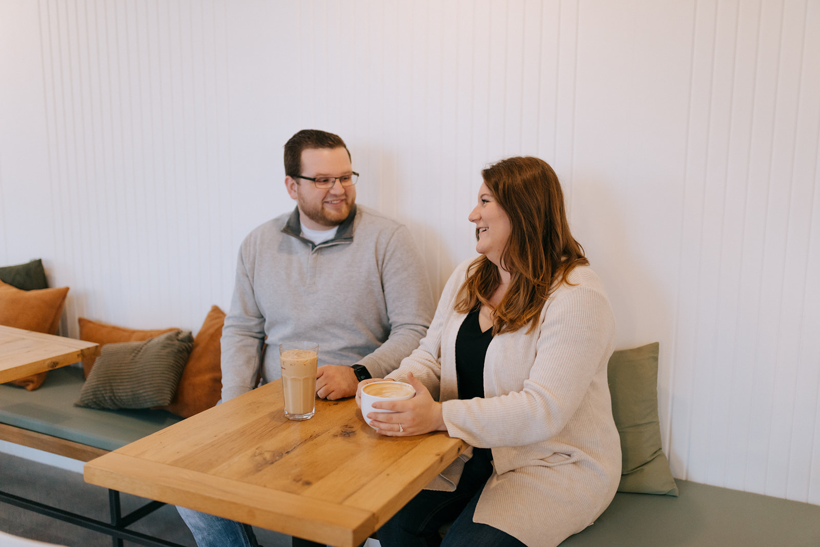 Coffee Shop Engagement Session | AnnikaFrame.com