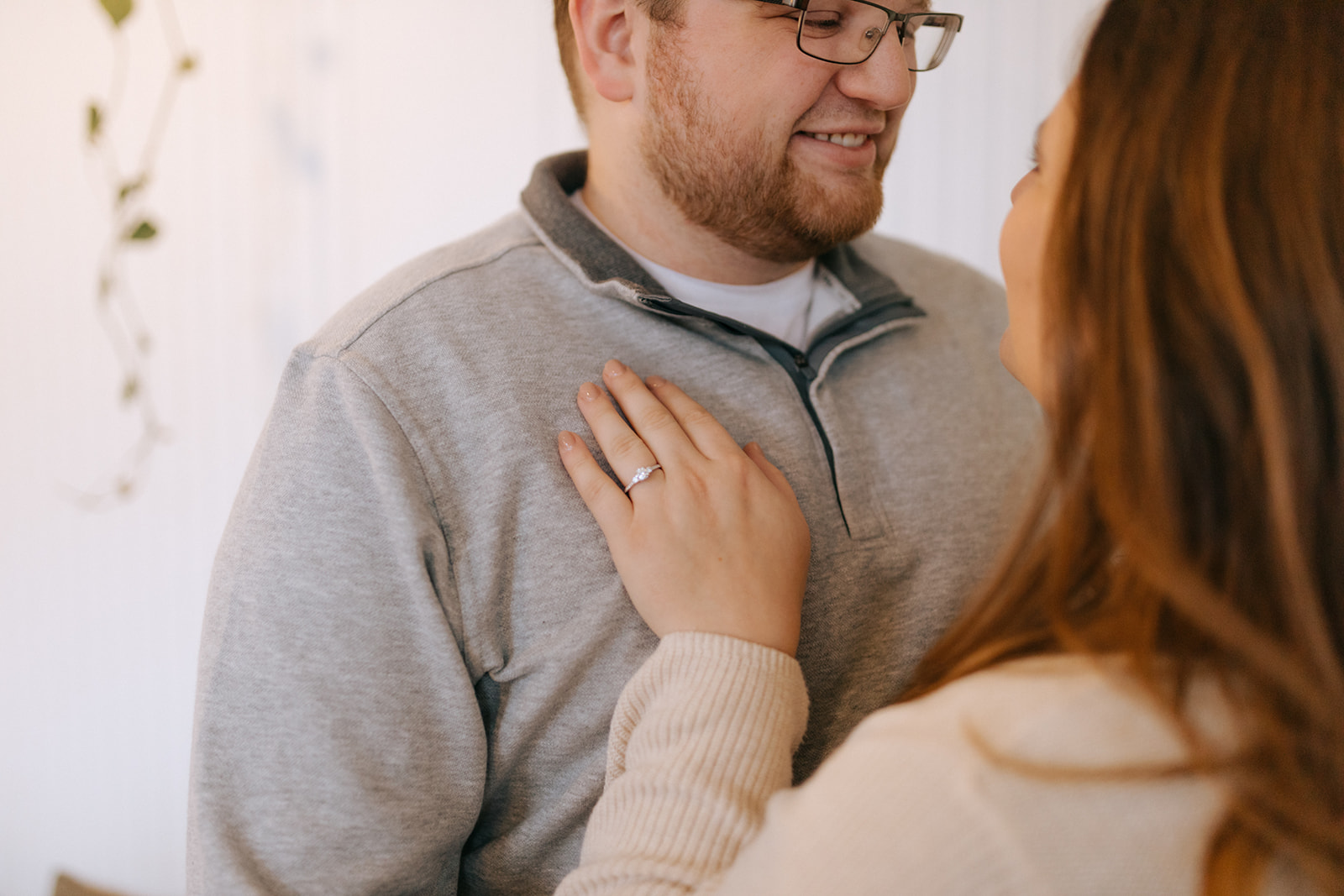 Coffee Shop Engagement Session | AnnikaFrame.com