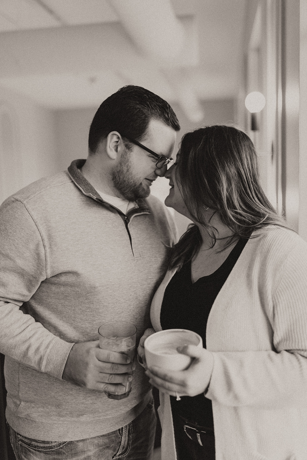 Coffee Shop Engagement Session | AnnikaFrame.com