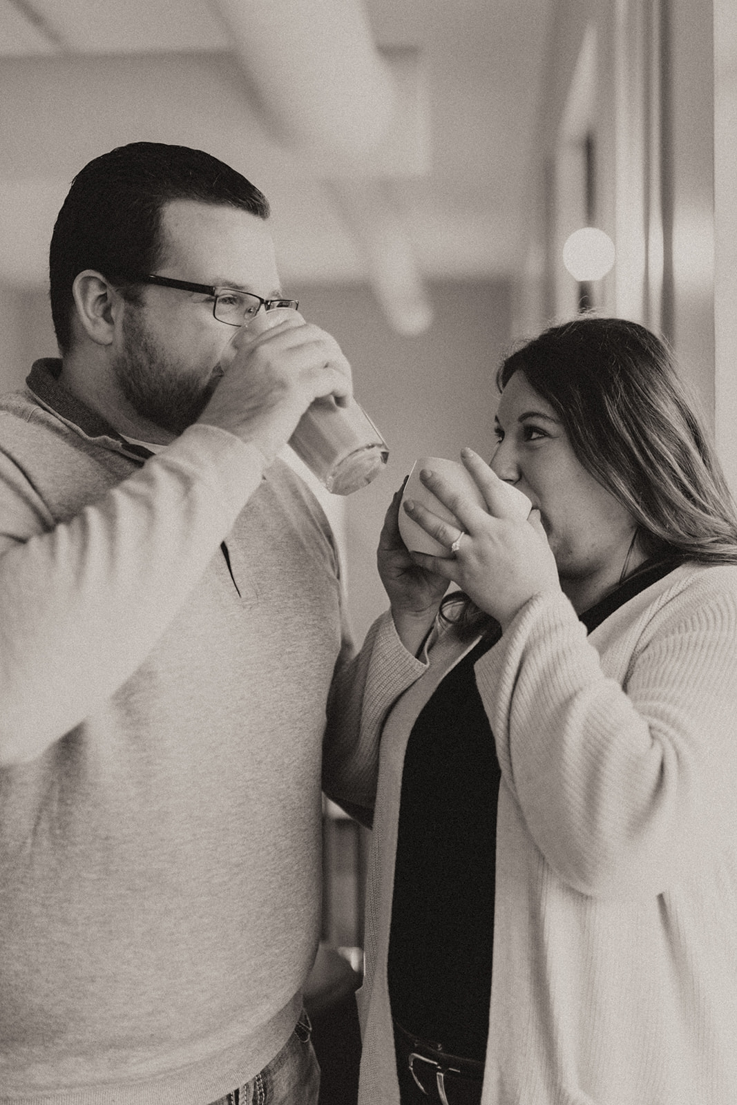 Coffee Shop Engagement Session | AnnikaFrame.com
